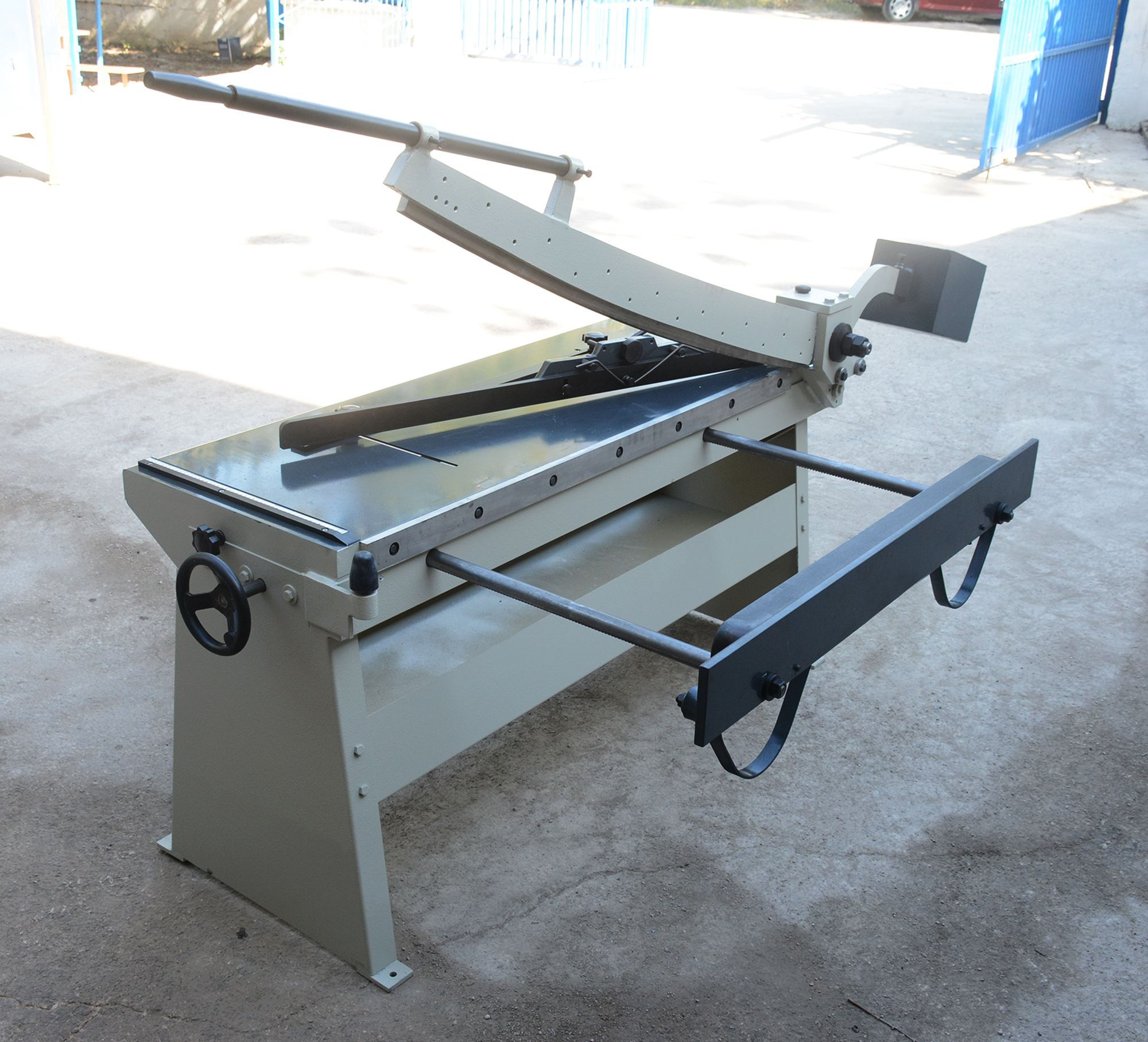 CKM-12 1050×1,5 mm Double Rack Manual Arm Guillotine Shear – Metal ...